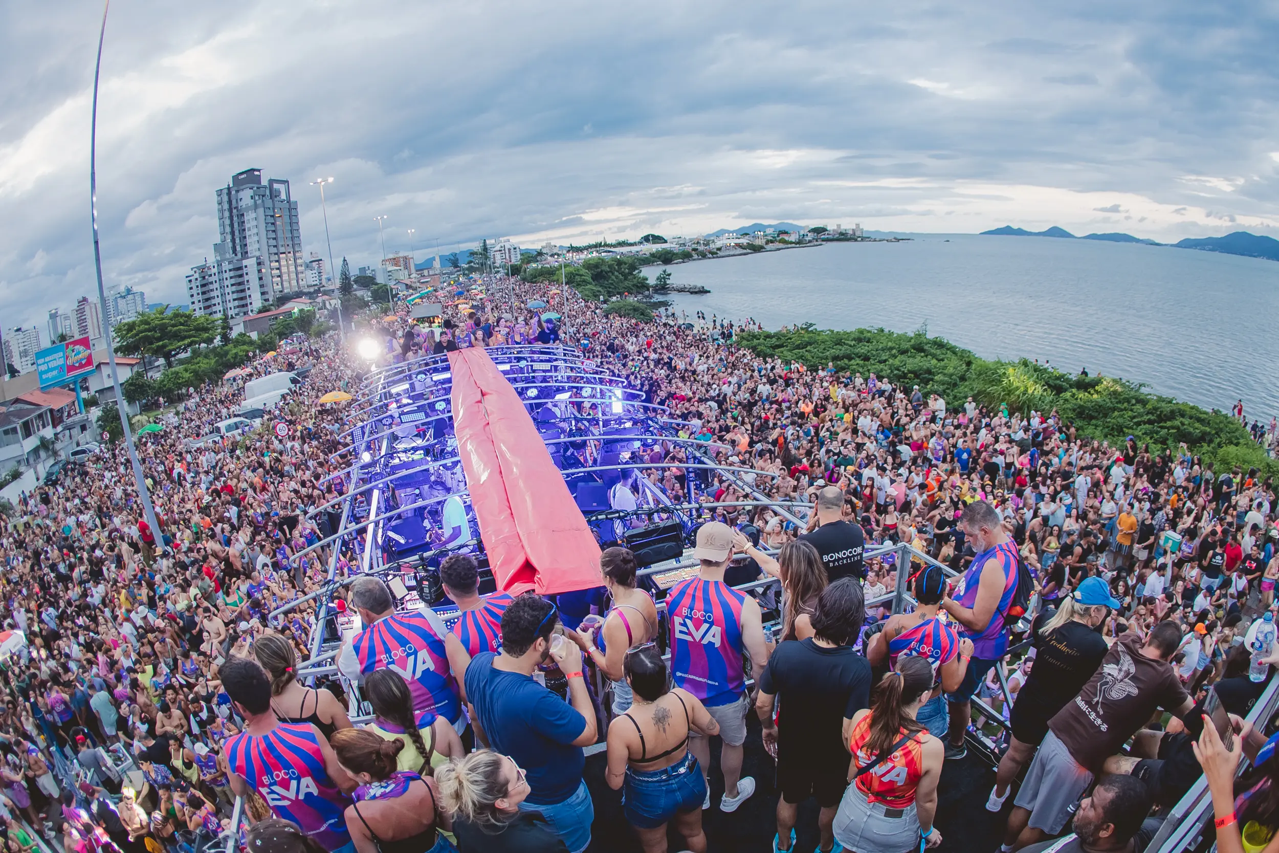 Pré-Carnaval Floripa acontece na beira-mar continental com atrações ...